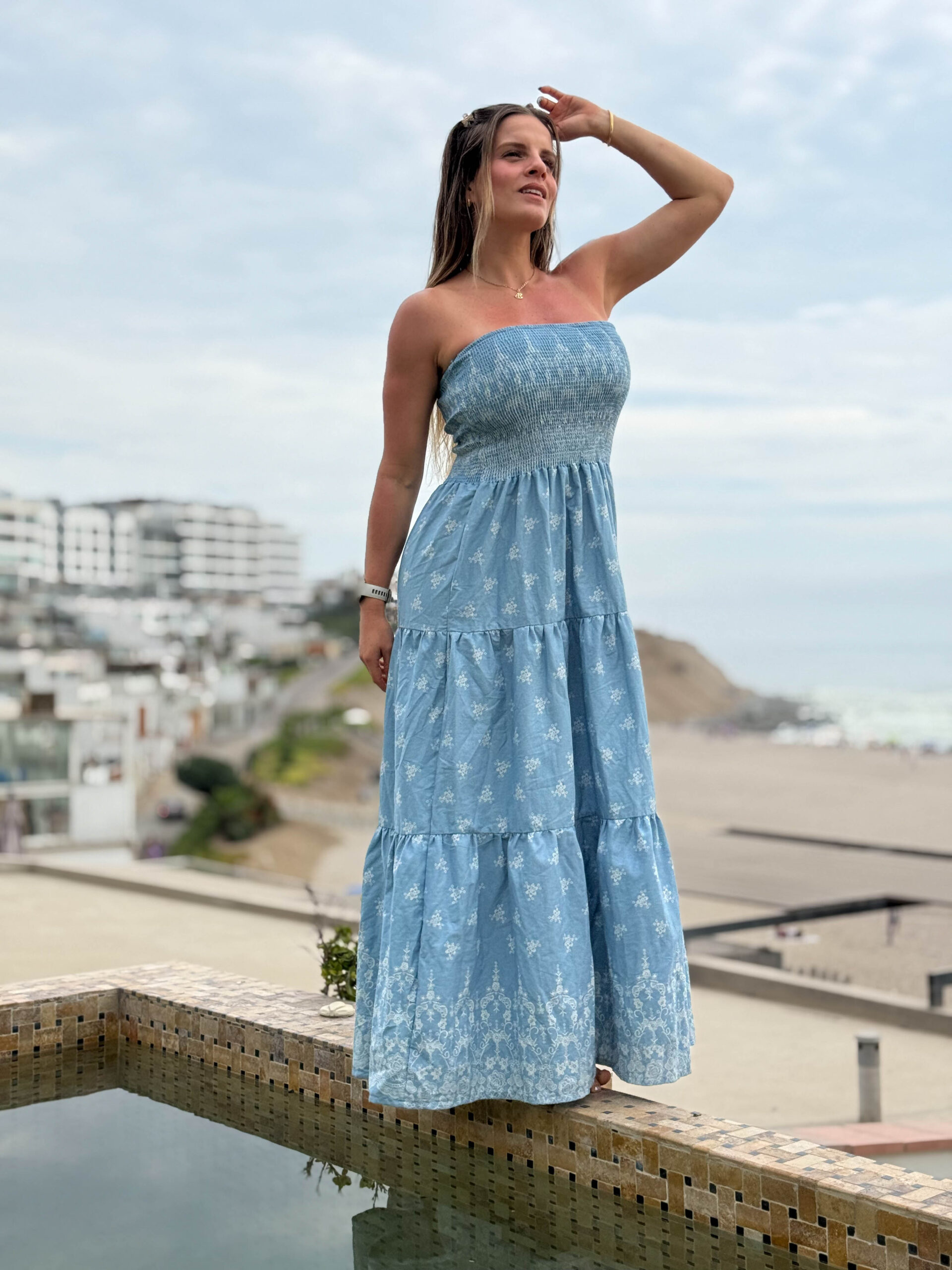 VESTIDO SARAHÍ – CELESTE – Alejandra Baigorria Perú